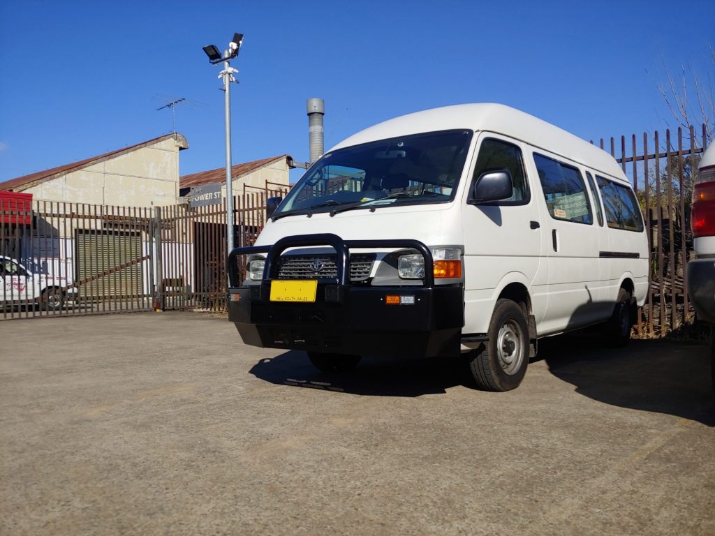 Suitable for Toyota Hiace & Commuter Bull Bar – (9/1998 – 2/2005 ...