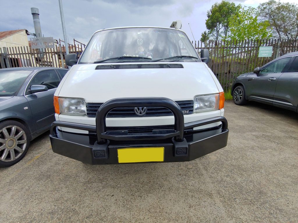 Volkswagen Transporter T4 Bull Bar – (10/1992 – 2004) – Formula Offroad
