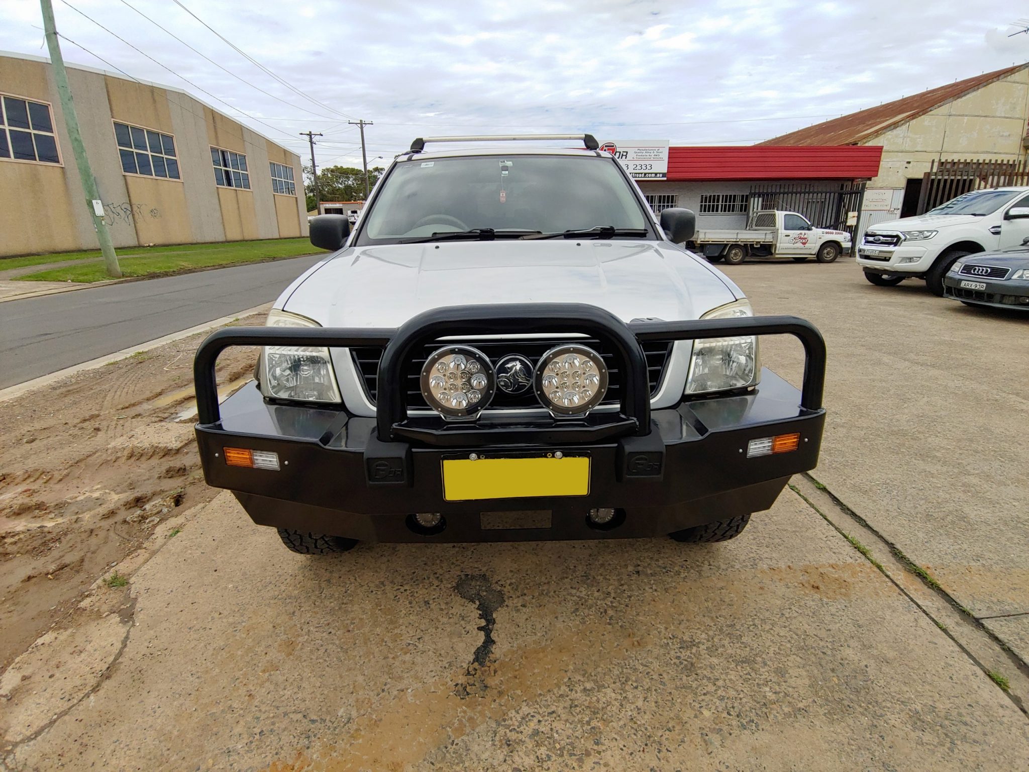 Holden Rodeo Bull Bar – (03/2003-12/2006) RA 2WD/4WD – Formula Offroad