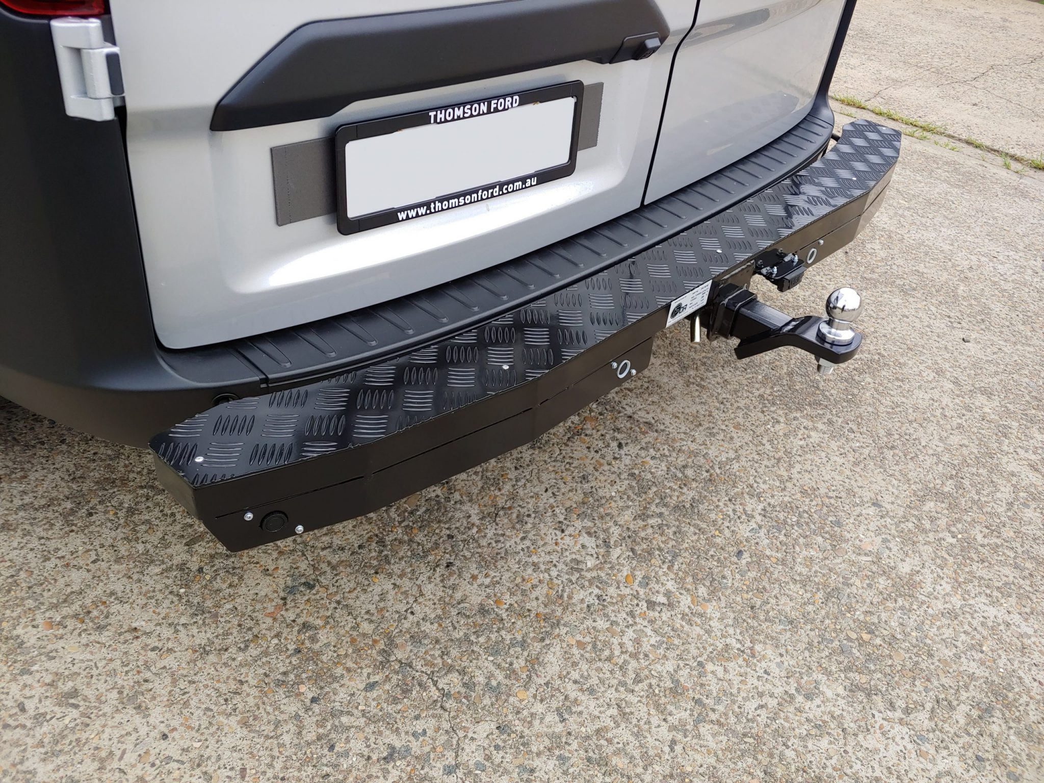 Ford Transit VN Custom (02/2014-current) – Deluxe Contour Rear ...