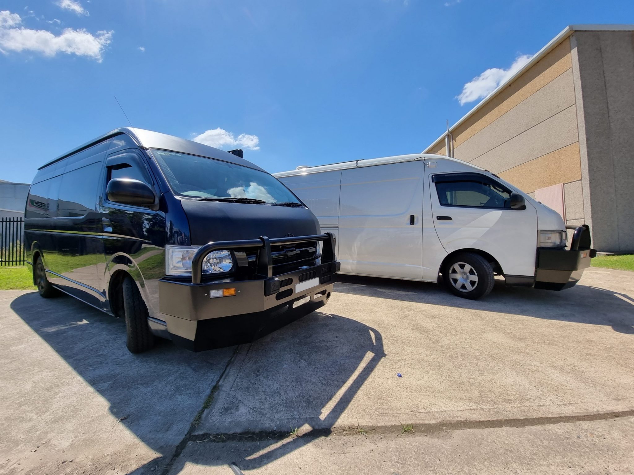 Suitable for Toyota Hiace Commuter/ SLWB (03/2005 – 08/2010) Bull Bar ...