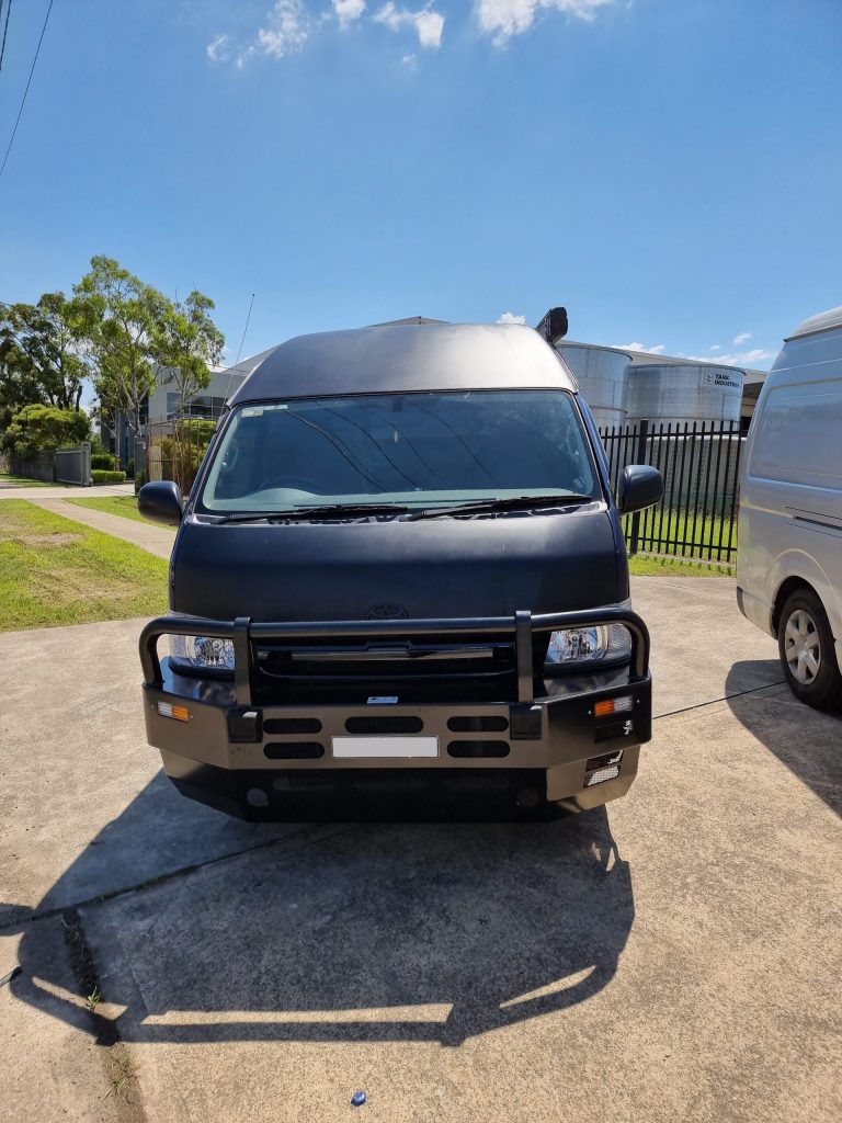 Suitable for Toyota Hiace (02/2014 – 04/2019) SLWB / Commuter Bull Bar ...
