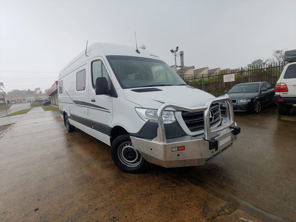 Mercedes Sprinter VS30 (02/2019 – ON) – Bullbar – Formula Offroad