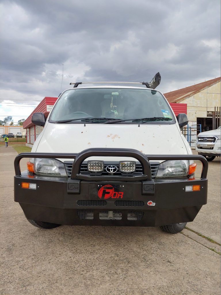 Suitable for Toyota Hiace SBV Bull Bar – (06/1998-2004) SBV (W’Thru ...