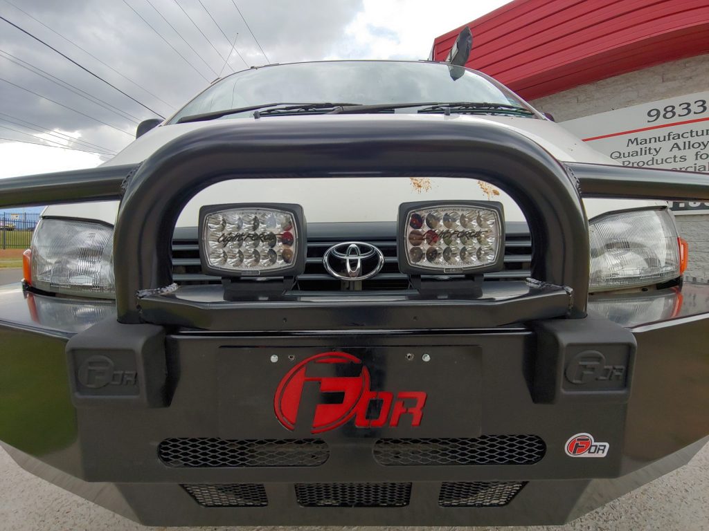 Suitable for Toyota Hiace SBV Bull Bar – (06/1998-2004) SBV (W’Thru ...