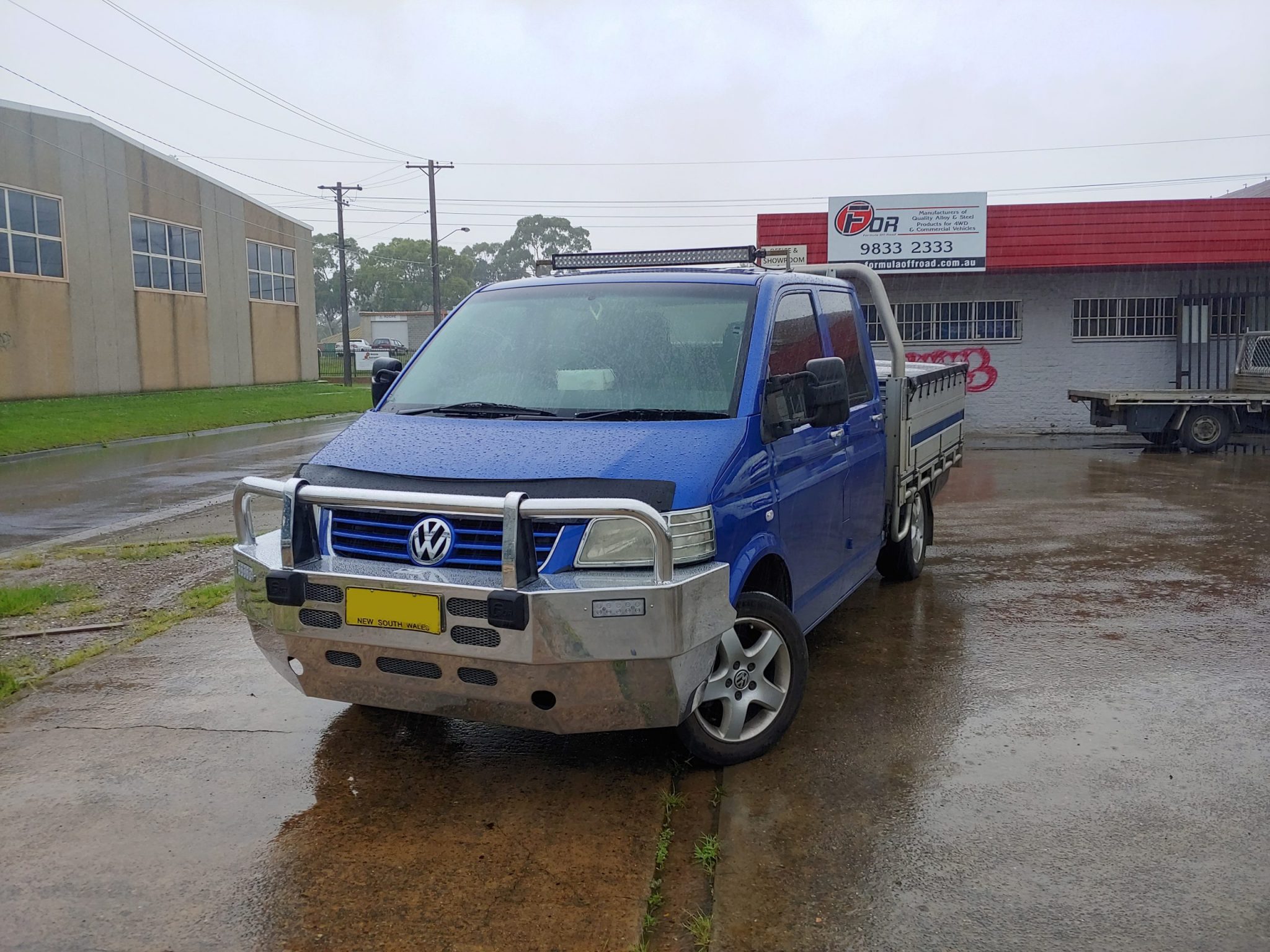 Volkswagon Transporter T5 Bull Bar – (08/04 – 01/10) – Formula Offroad