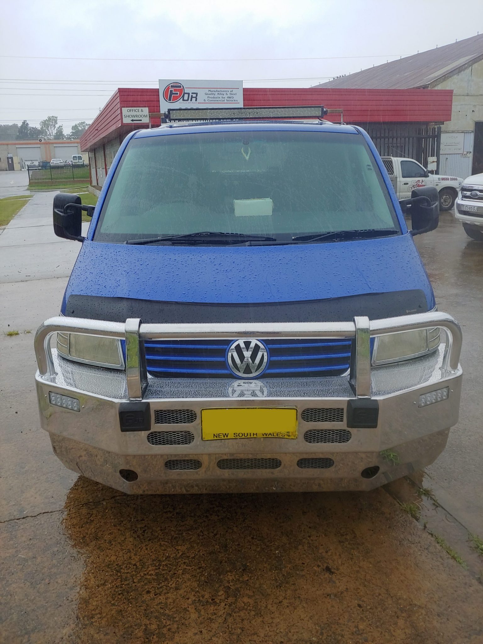 Volkswagon Transporter T5 Bull Bar – (08/04 – 01/10) – Formula Offroad