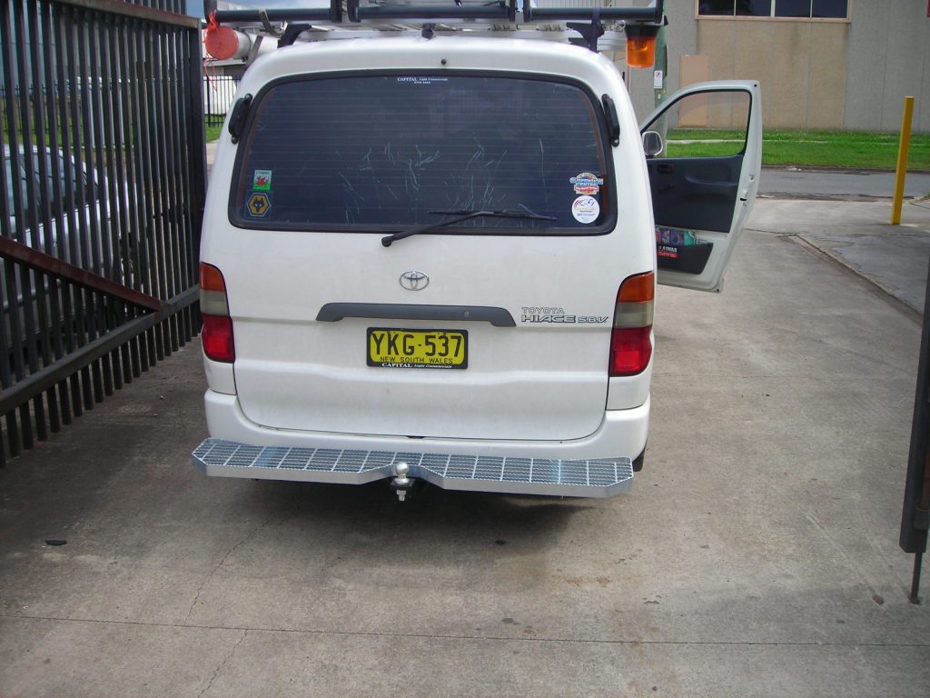 Suitable for Toyota Hiace SBV Galvanised Telstep (09/98 – 02/05 ...