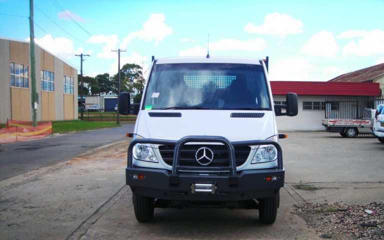 Mercedes-Benz Sprinter Bull Bar – (10/2006-10/2013) LWB / & c/chass ...