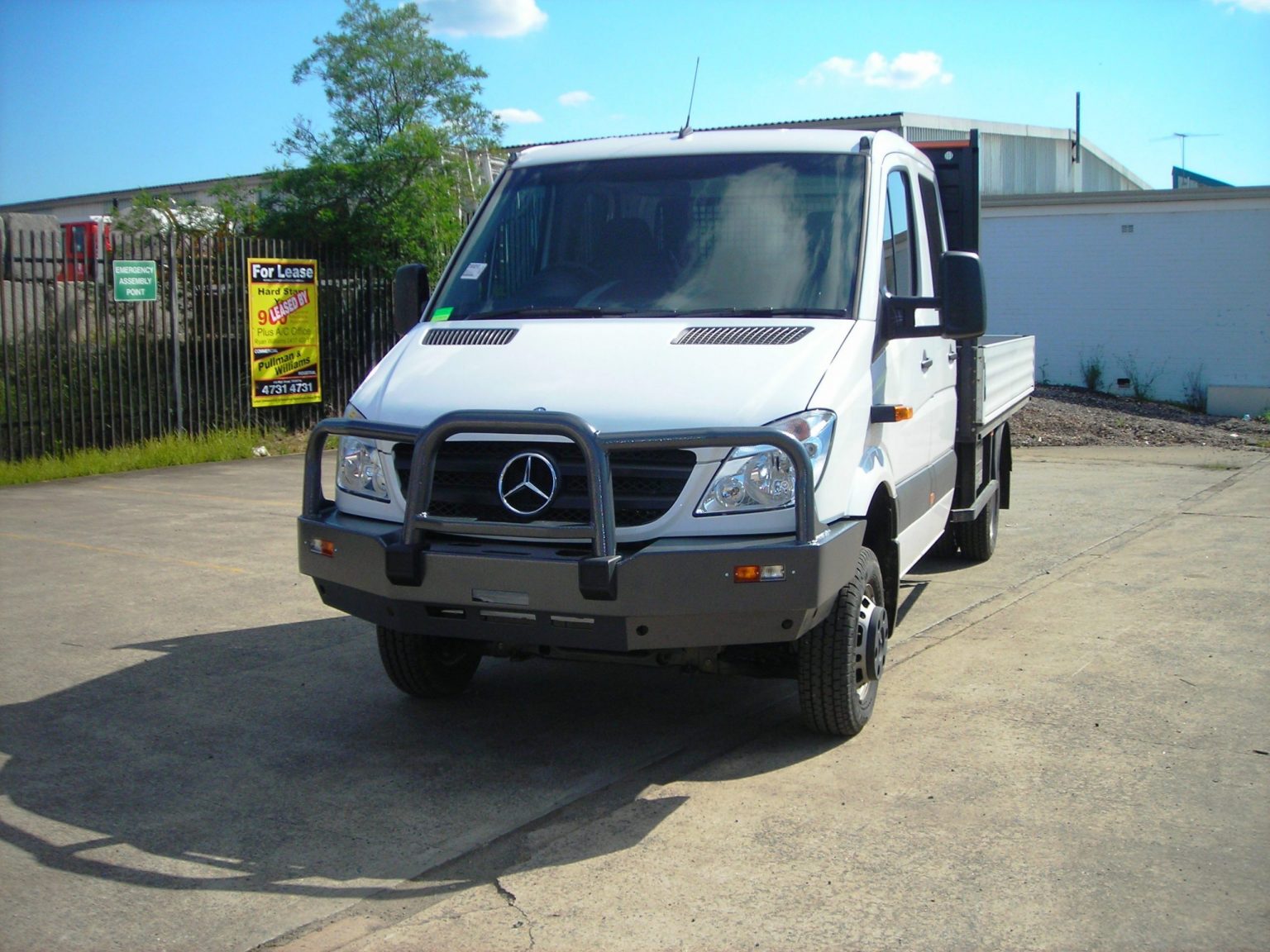 MERC-SPRINTER-T51A-P-COAT-WINCH-FRONT-SENSOR-1-scaled-2 – Formula Offroad