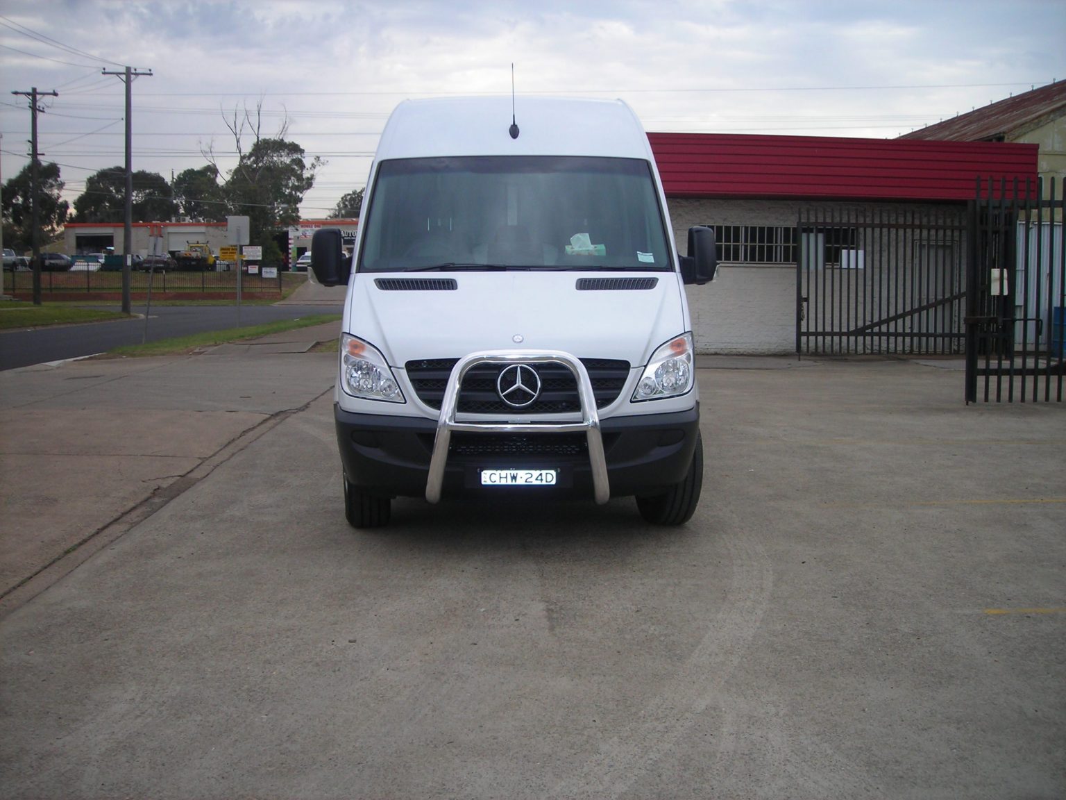 Mercedes-Benz Sprinter Nudge Bar – (10/2006-10/2013) LWB / & c/chass ...