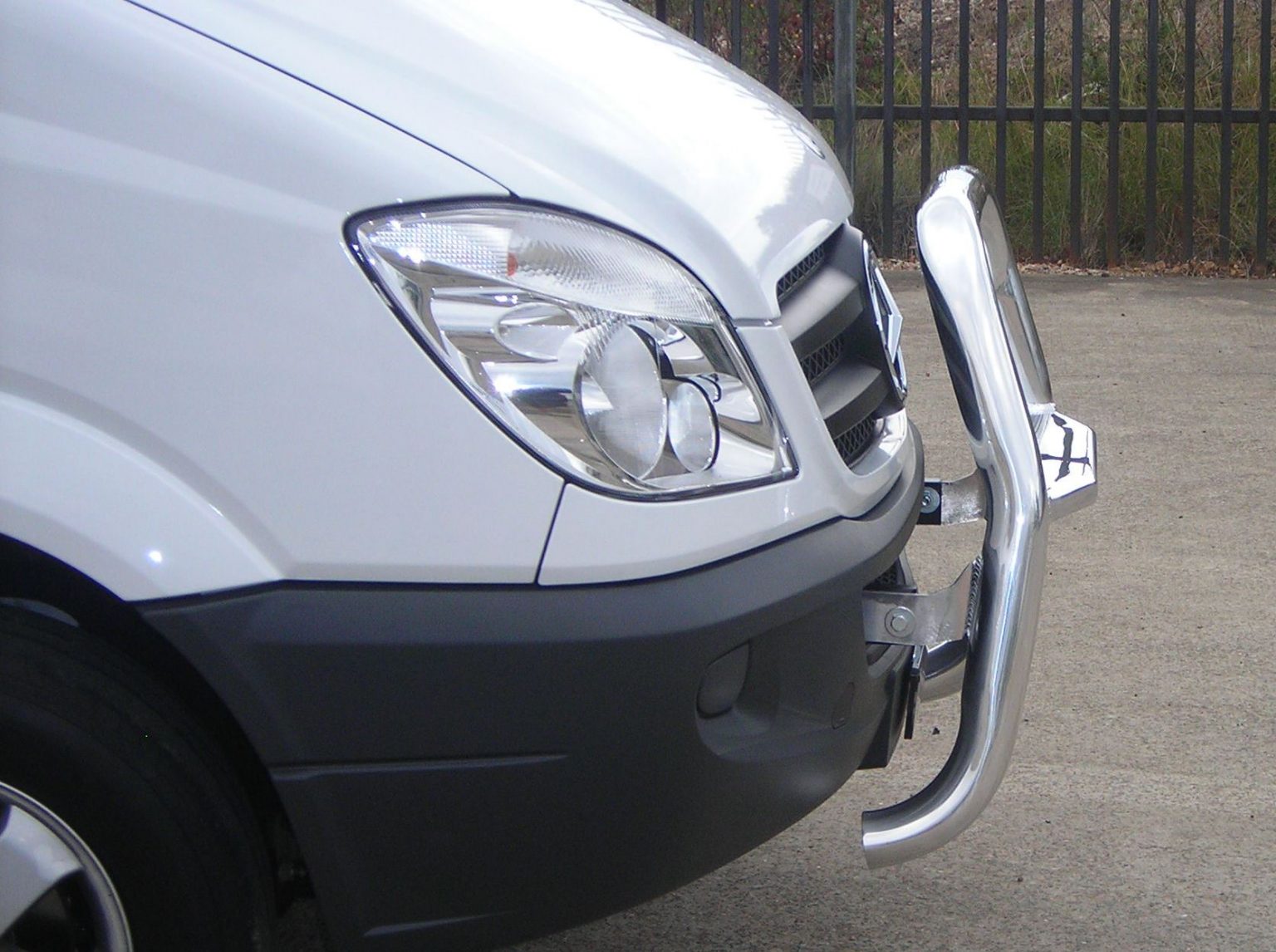 Mercedes-Benz Sprinter Nudge Bar – (11/2013 – 10/2018) – Formula Offroad