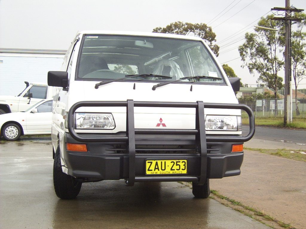 Mitsubishi Express (L300) Profile Bar – (9/99-on) L300 Facelift ...