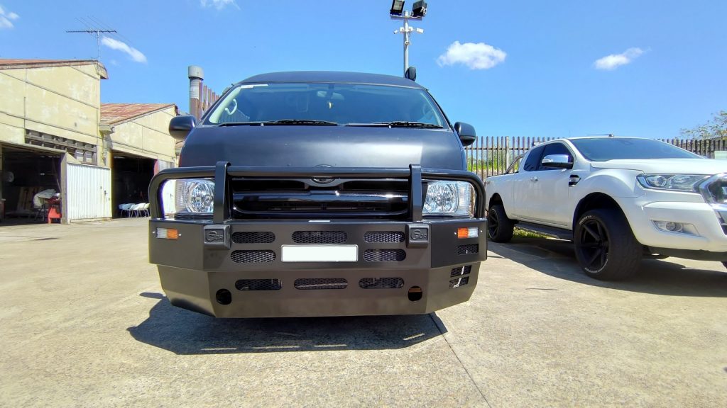 Suitable for Toyota Hiace (02/2014 – 04/2019) SLWB / Commuter Bull Bar ...