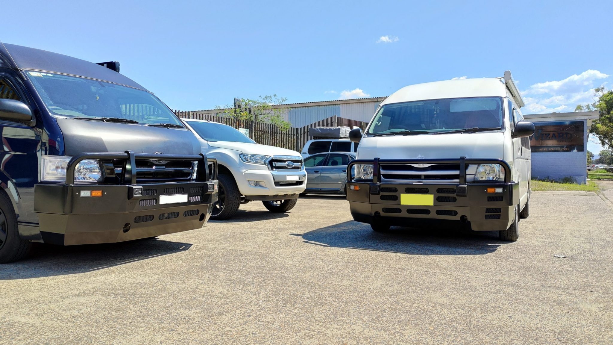 Suitable for Toyota Hiace Commuter/ SLWB (03/2005 – 08/2010) Bull Bar ...