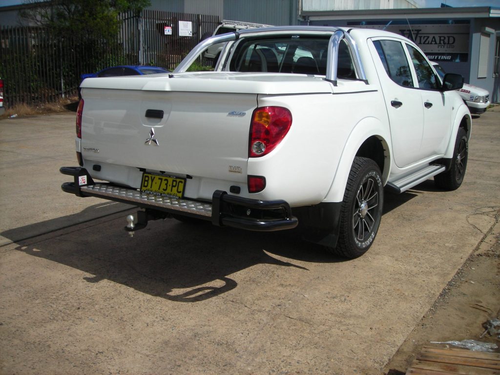 Mitsubishi Triton MN Rear Protection Bars (11/09-04/15) – Formula Offroad