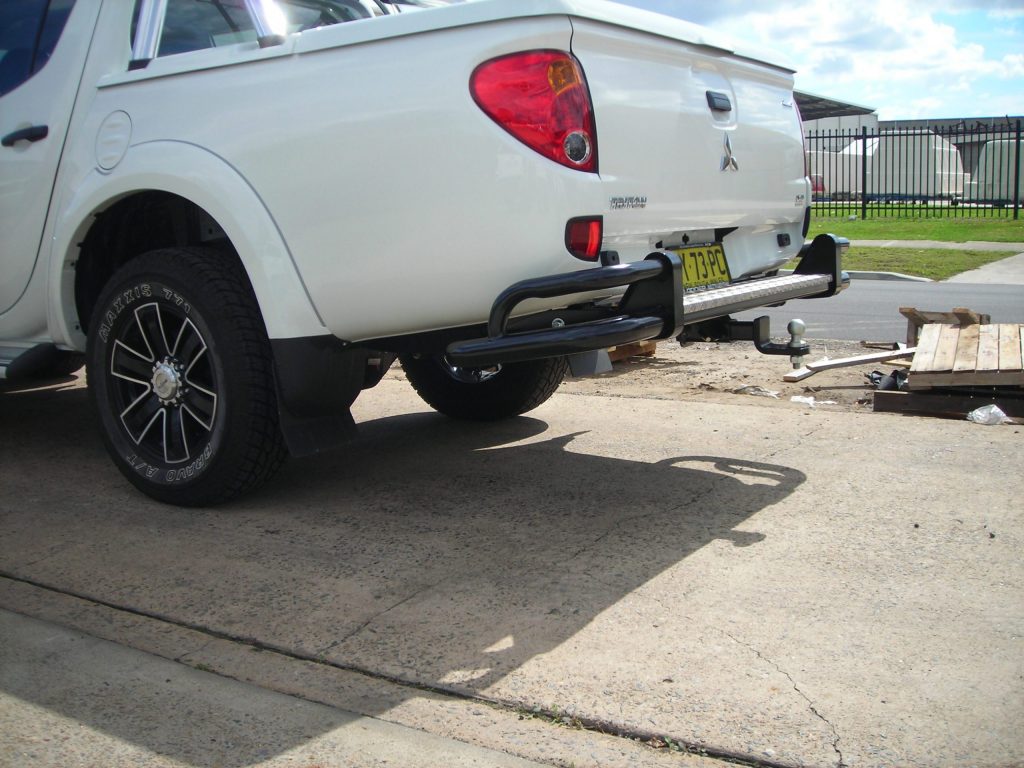 Mitsubishi Triton MN Rear Protection Bars (11/09-04/15) – Formula Offroad