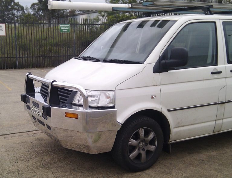 Volkswagon Transporter T5 Bull Bar – (08/04 – 01/10) – Formula Offroad